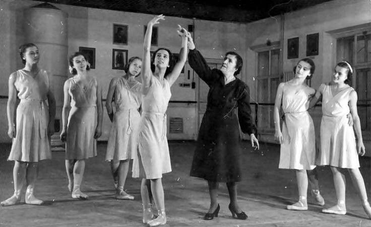 The Vaganova Method – Studio R Ballet