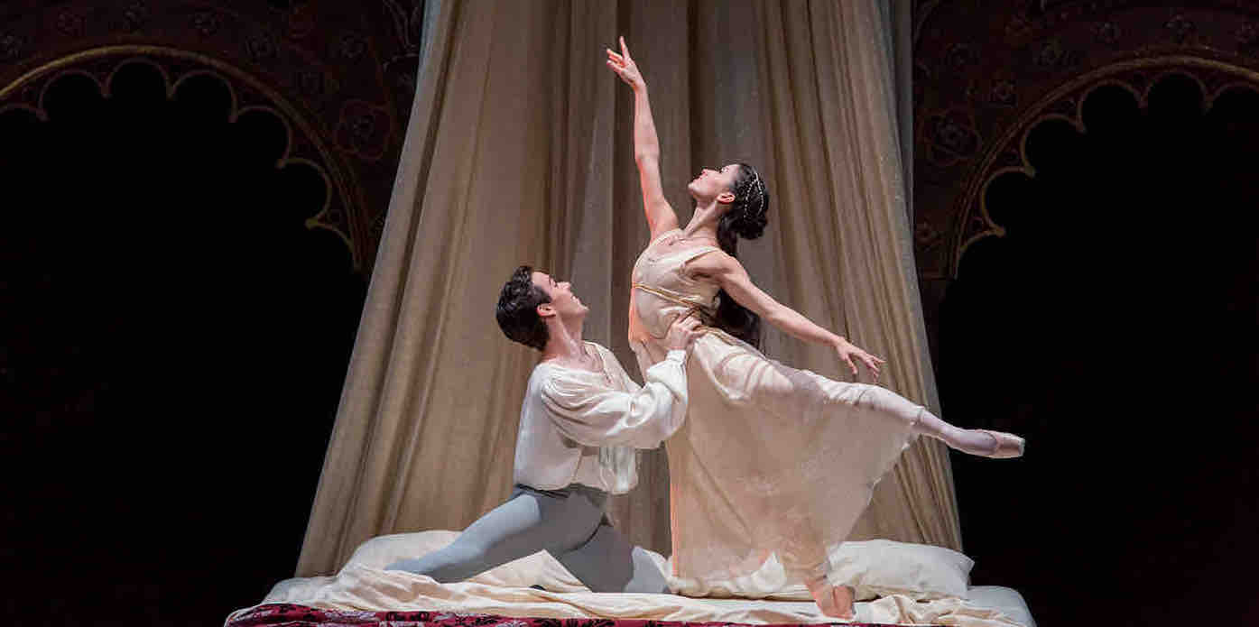 3 Romantic Ballets to See This Valentine’s Day – Studio R Ballet